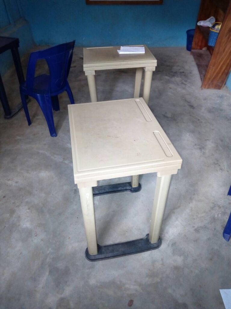 Innoson Champion Desk – Innoson | Innoson Tables | Innoson Chairs ...